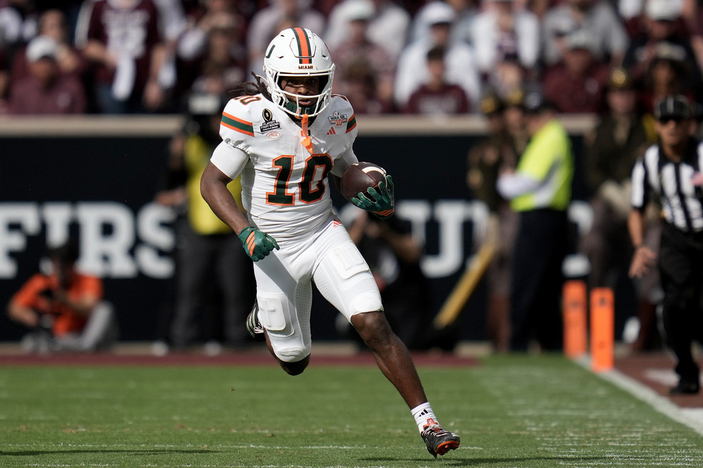 Miami freshman Malachi Toney redeems himself with winning touchdown in ...